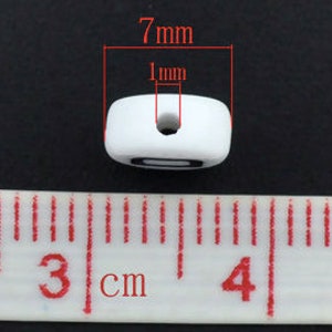 20 White Acrylic Letter D Beads, 7mm Round Alphabet Beads BD135 - Etsy