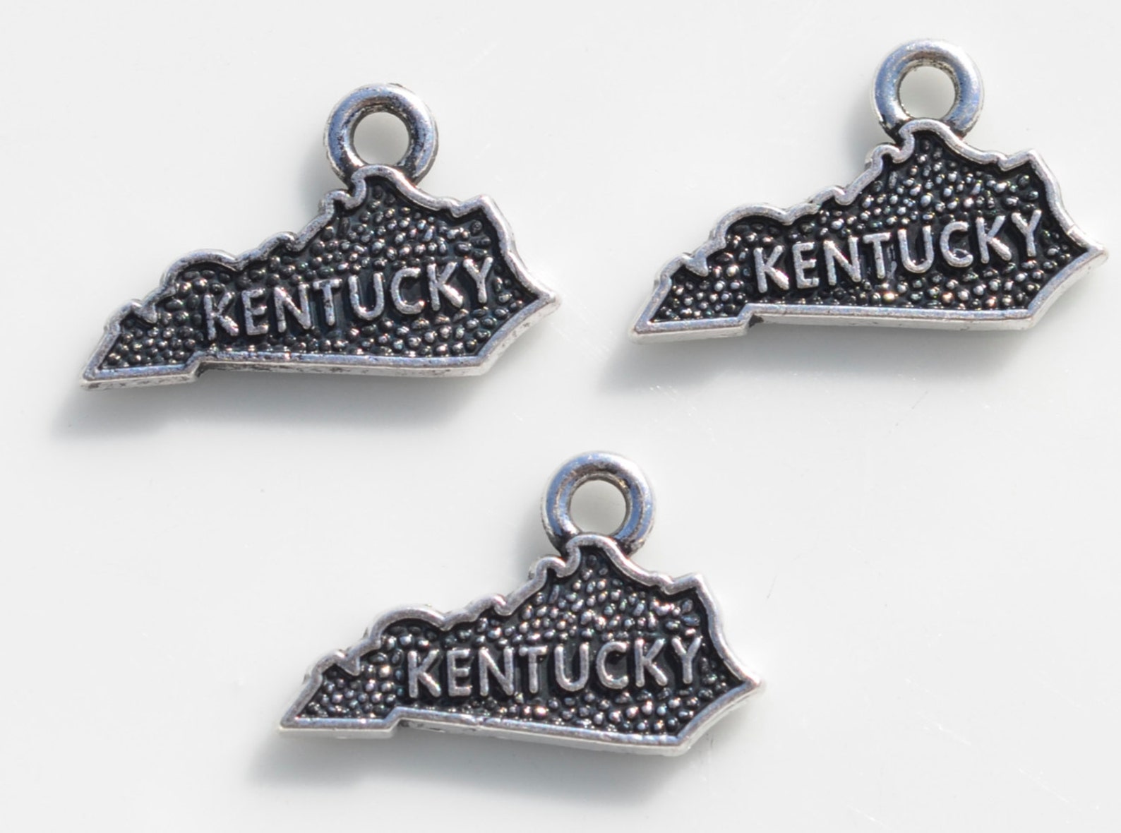 5 State of Kentucky Silver Tone Charms SC3406 - Etsy
