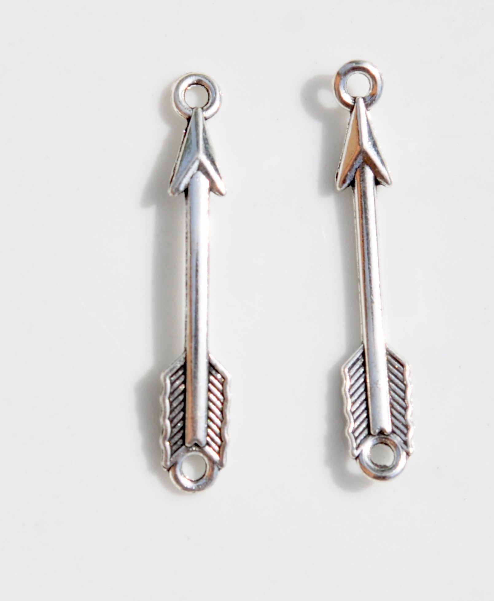 1 Arrow Connector Silver Tone Charm SC2676 - Etsy