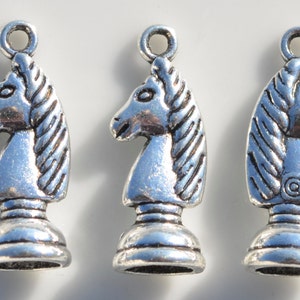 5 Knight Chess Piece 3D Silver Tone Charms SC1816 - Etsy