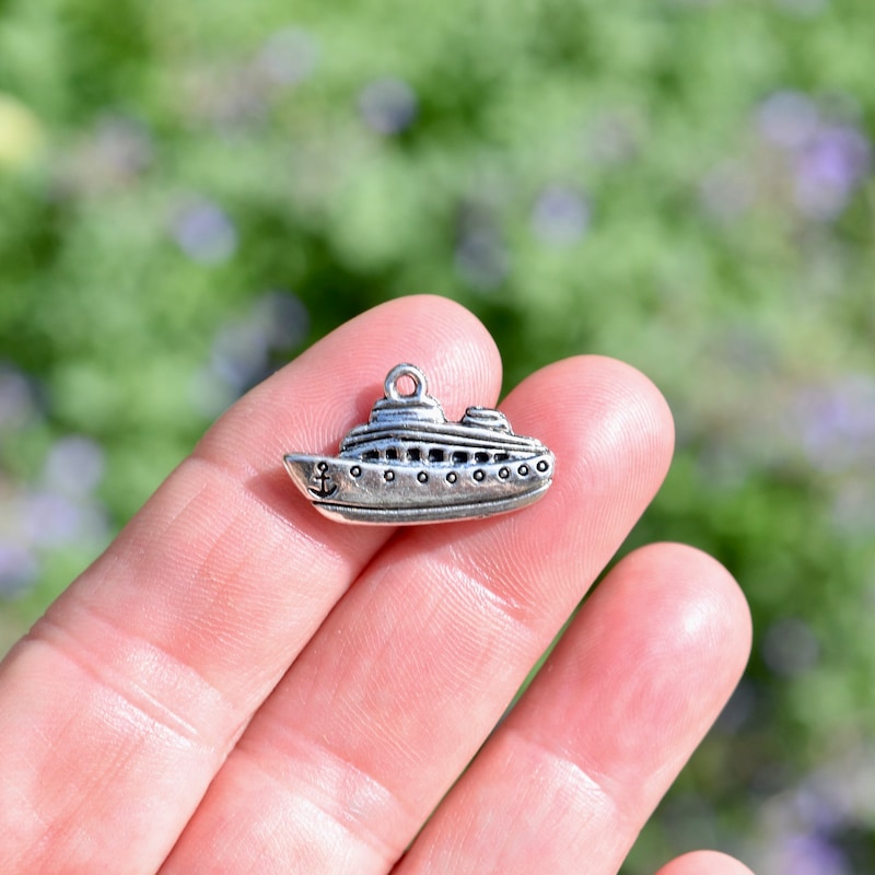 Ship Pendant - Etsy