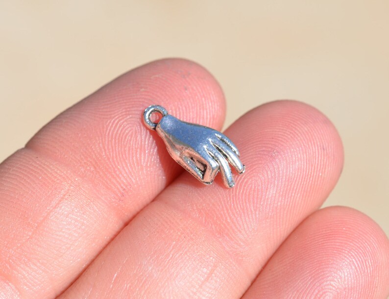 1 Hand Silver Tone Charm SC3320 - Etsy