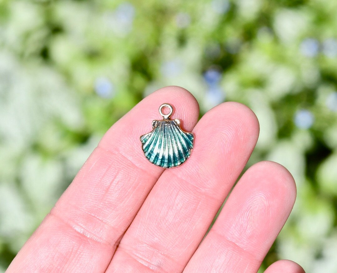 5 Seashell Green Enamel and Gold Tone Charms GC2844 - Etsy