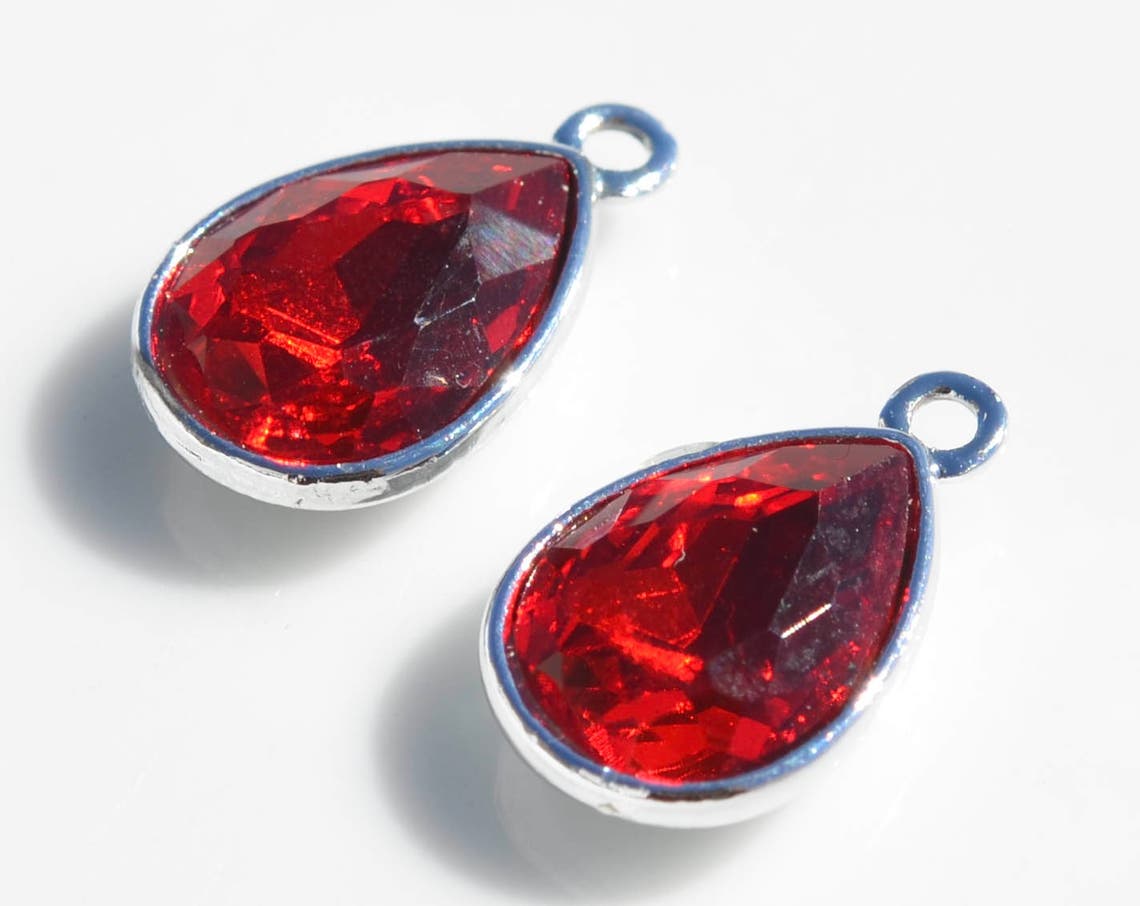 5 Dark Red Glass Birthstone Teardrop Charms SC5117 - Etsy