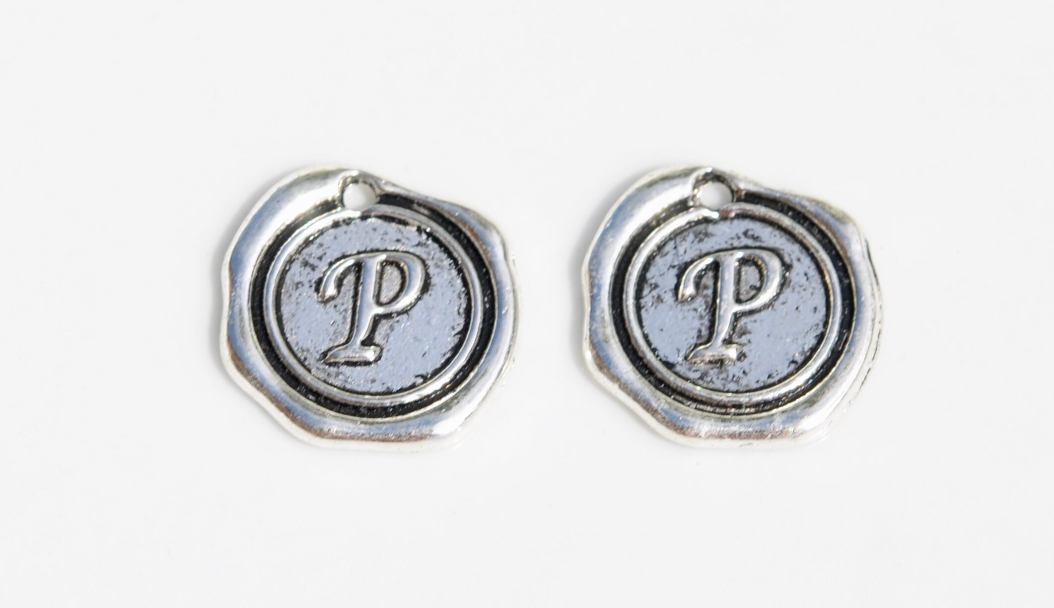 BULK 20 Letter P Wax Stamp Silver Tone Charms SC2165 | Etsy