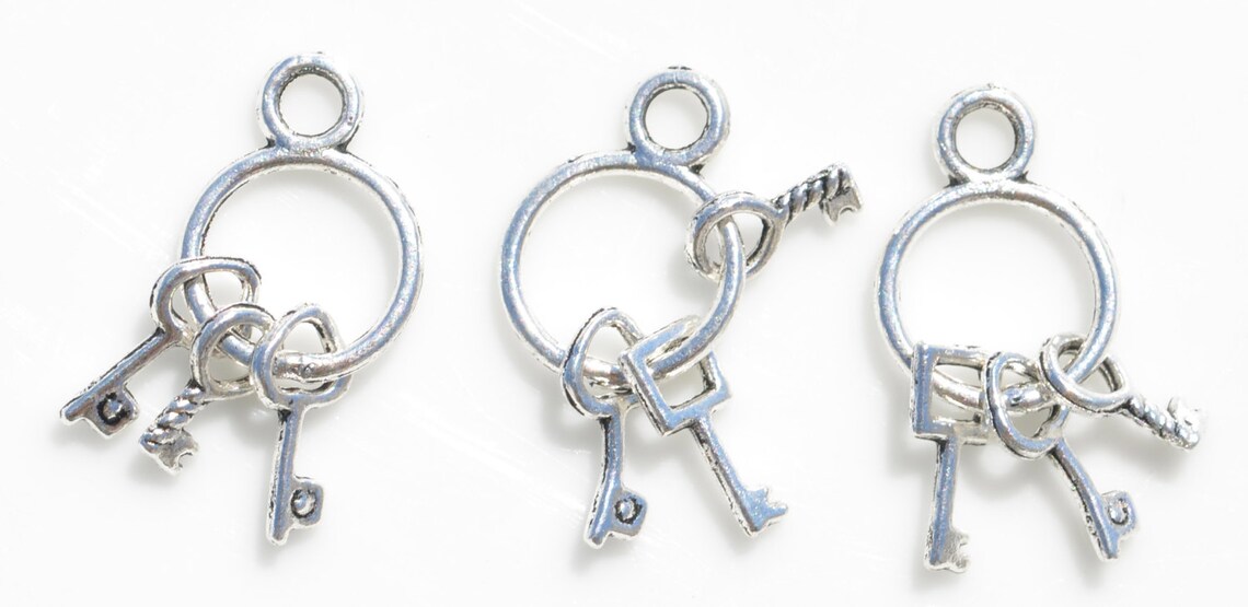 1 Tiny Key Ring Silver Tone Charm SC6552 - Etsy