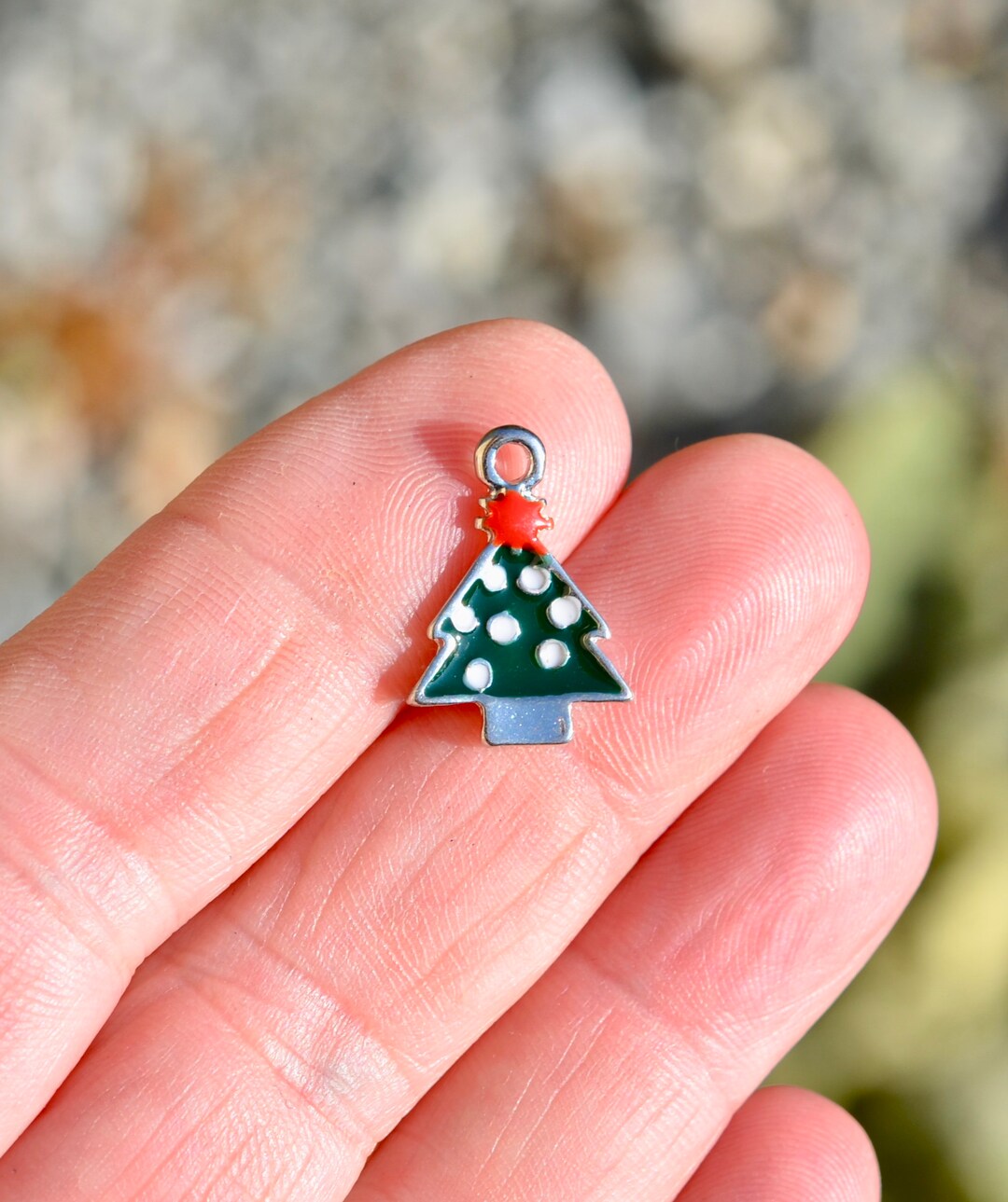 5 Green, White and Red Enamel Christmas Tree Charms SC6614 - Etsy