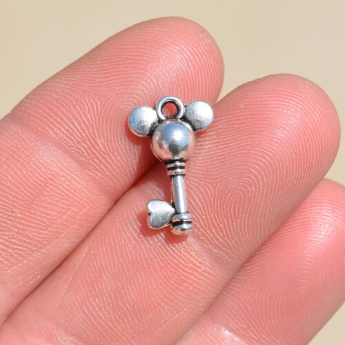 BULK 50 Small Skeleton Key Silver Tone Charms SC5437 - Etsy