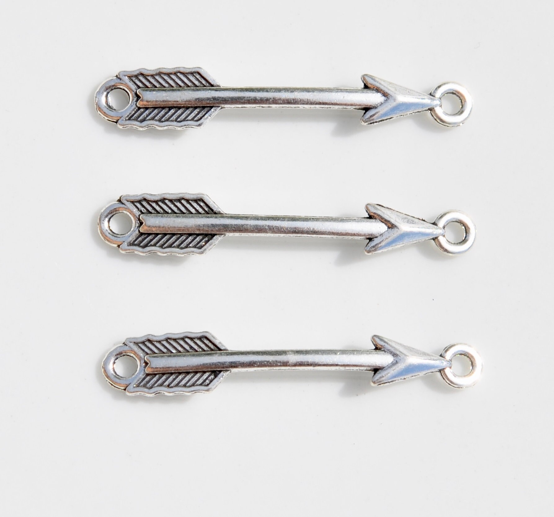 1 Arrow Connector Silver Tone Charm SC2676 - Etsy