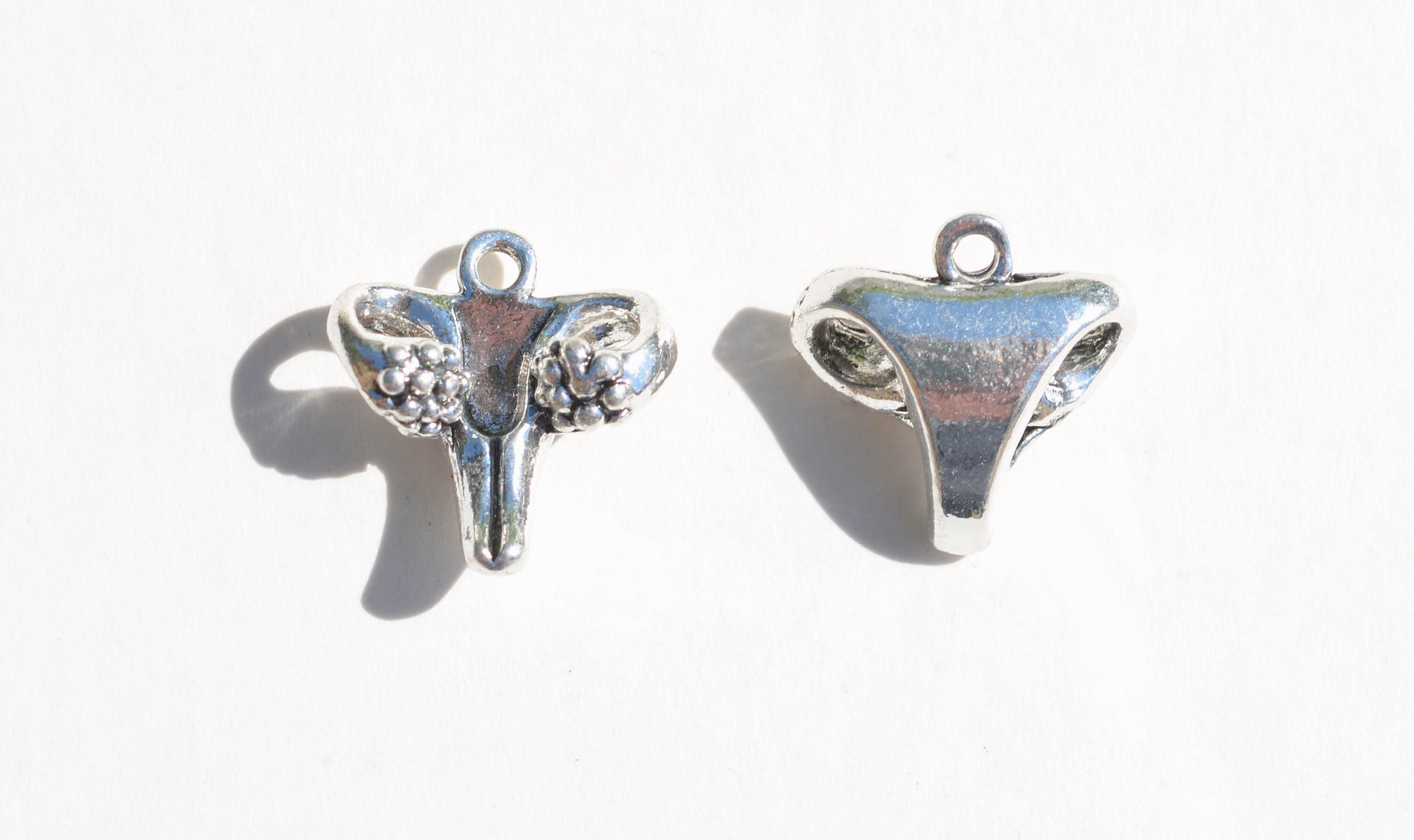 BULK 20 Anatomically Correct Silver Tone Uterus Charms SC6814 - Etsy