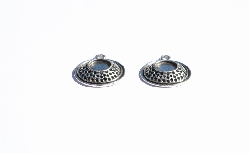 1 Trap and Skeet Shooting Disc Silver Tone Charm SC4209 - Etsy