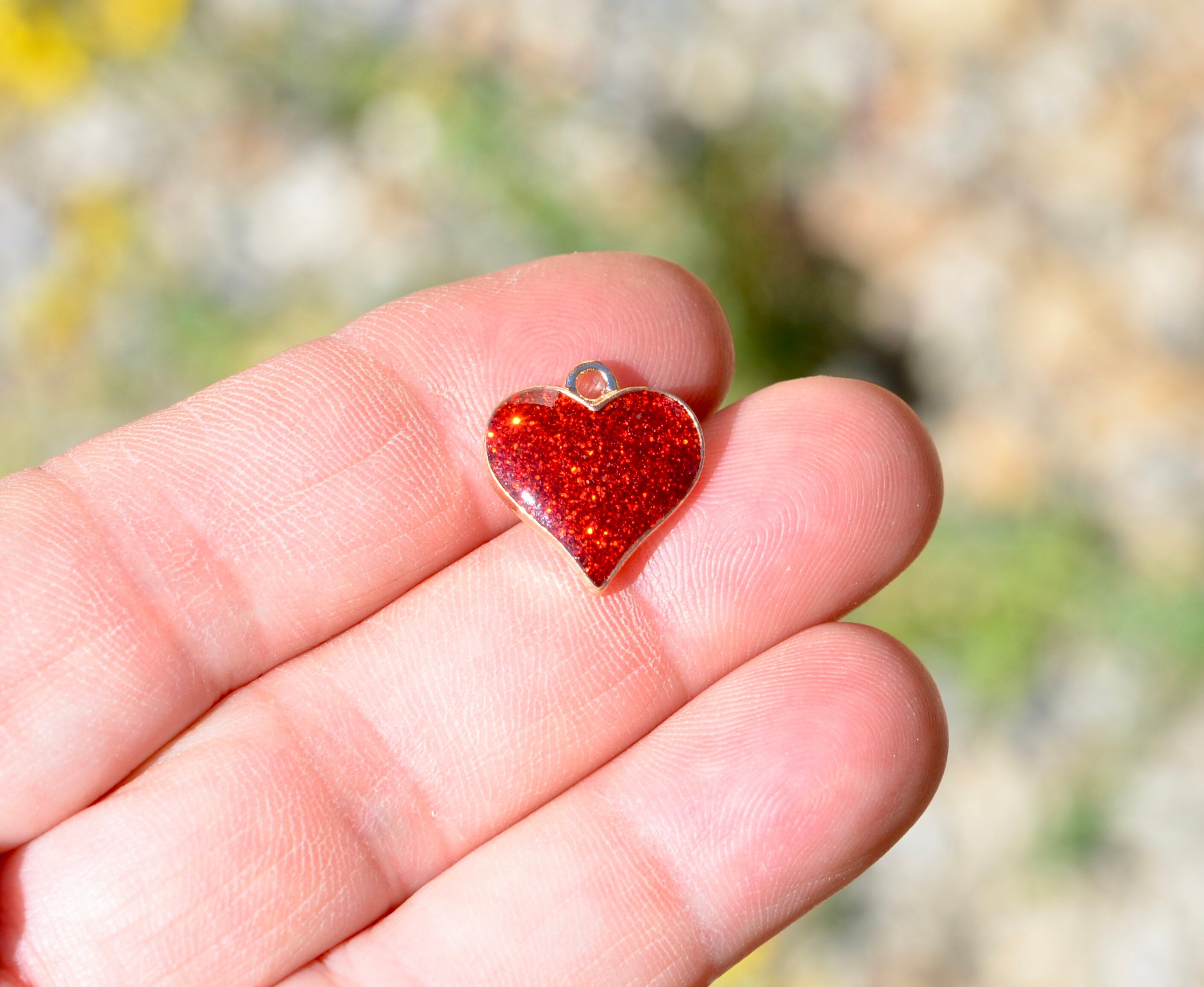 5 Red Glitter Heart Gold Tone Charms GC6600 - Etsy