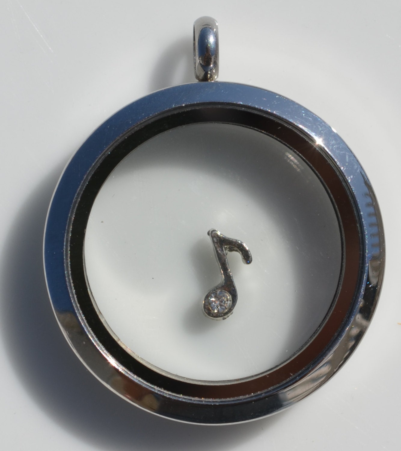 1 Memory Locket Music Note Charm FL295 - Etsy