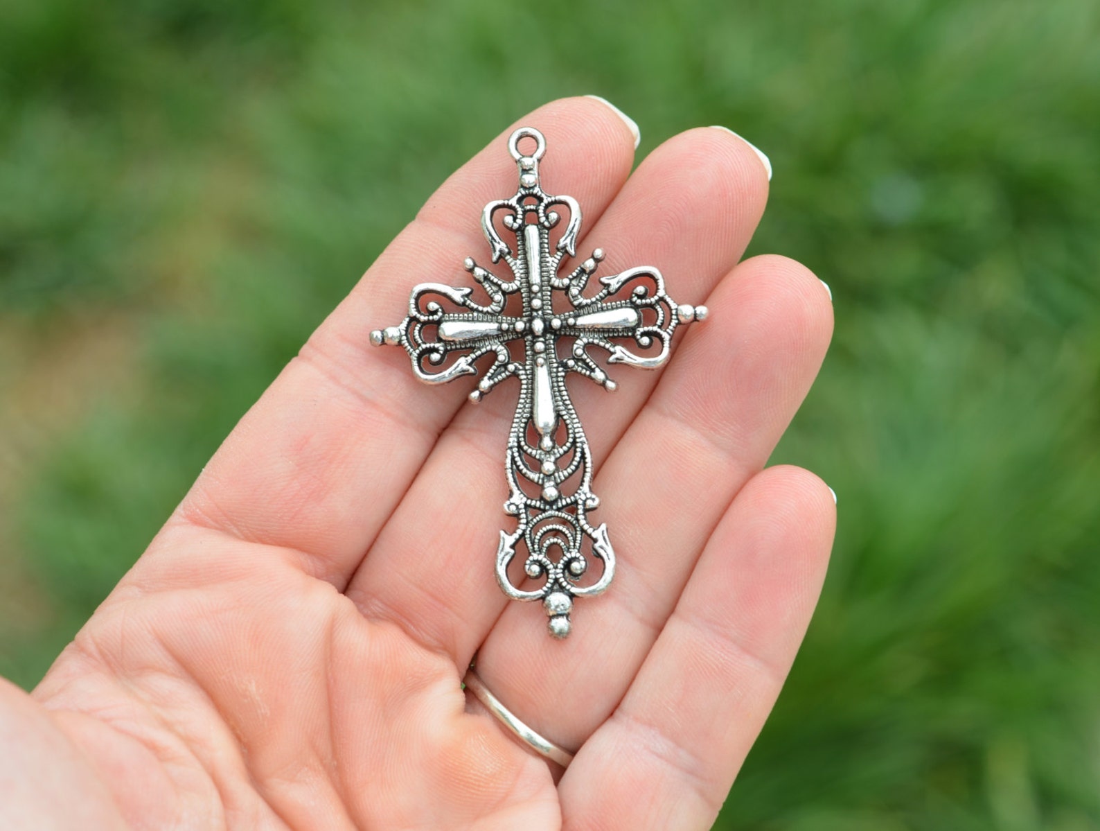 BULK 10 Large Silver Tone Cross Pendants SC3268 - Etsy
