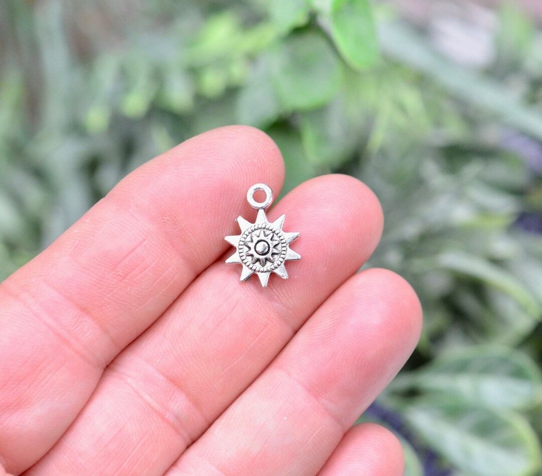 10 Sun Silver Tone Charms SC2952 - Etsy