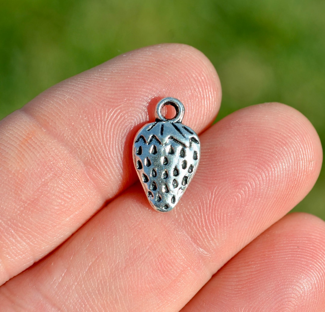 10 Strawberry Silver Tone Charms SC5250 - Etsy