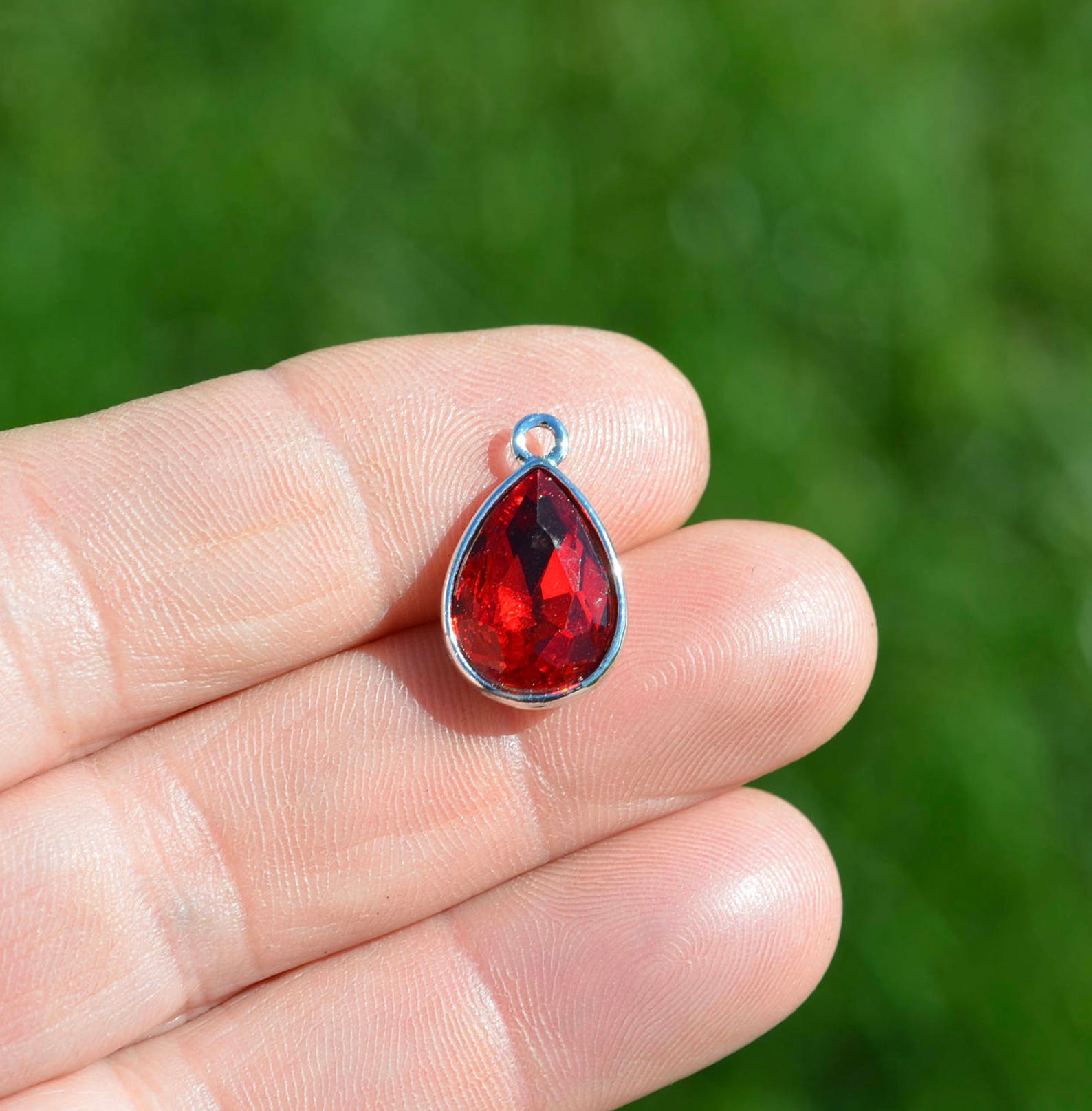 5 Dark Red Glass Birthstone Teardrop Charms SC5117 - Etsy
