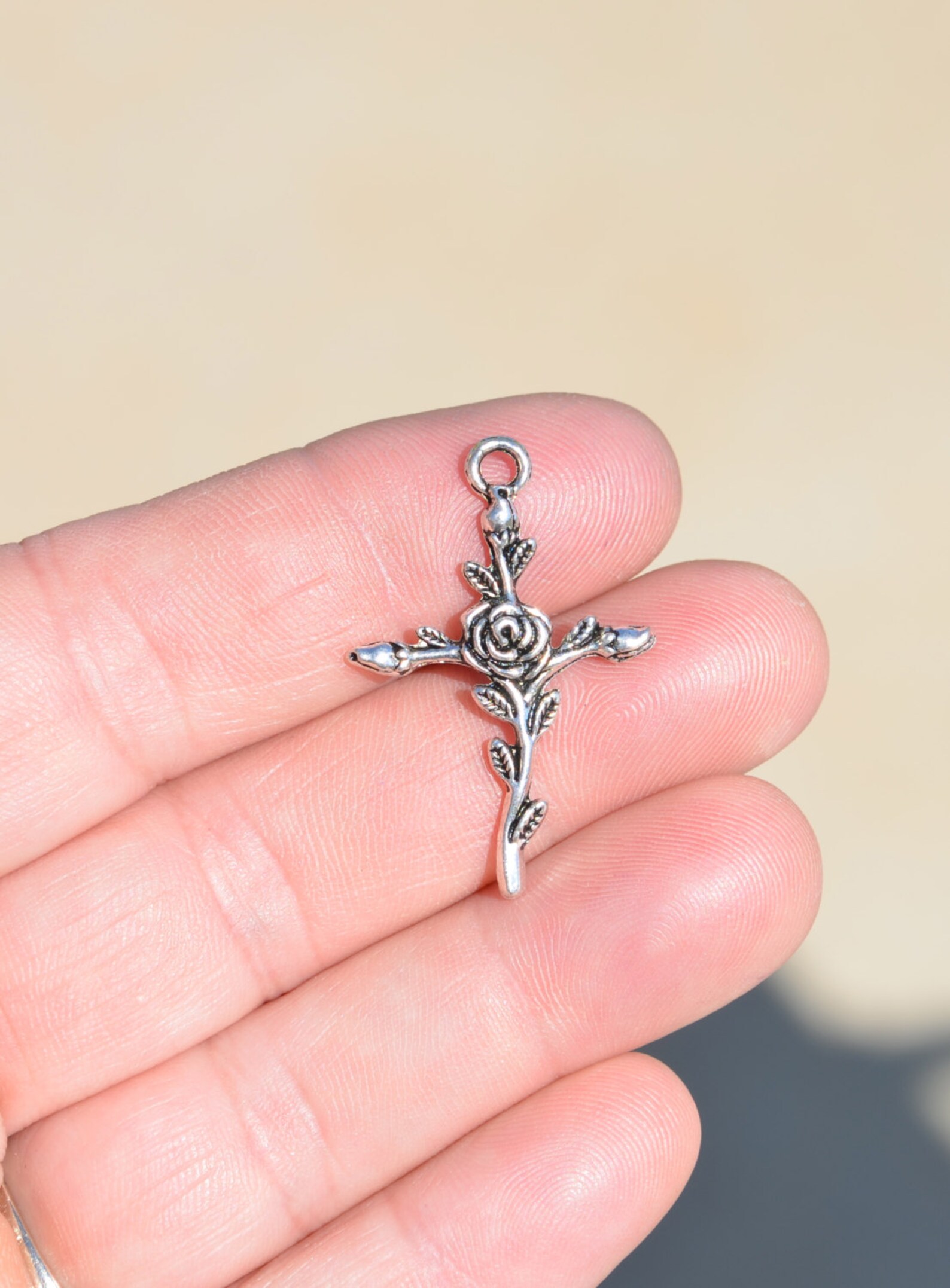 BULK 20 Flowered Cross Silver Tone Charms SC1810 | Etsy