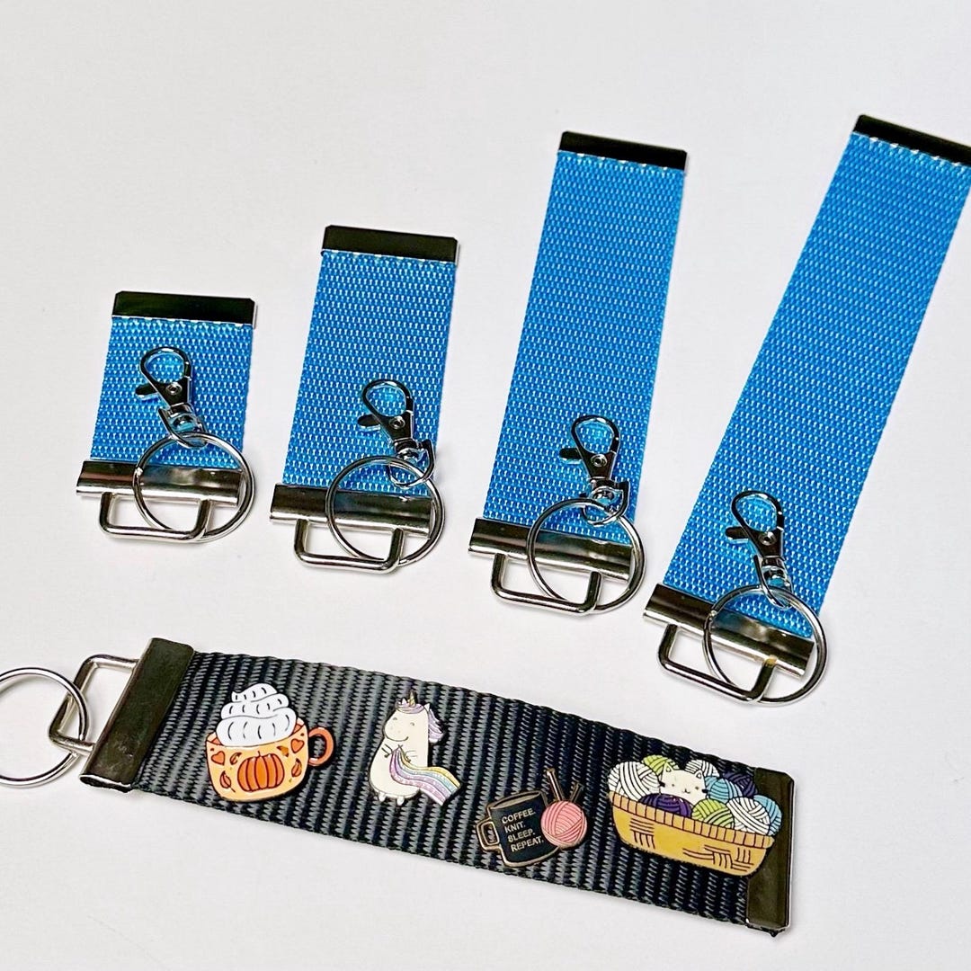 Wide Pin Holder Keychain / Light Blue Keychain Pin Keeper / Pin ...