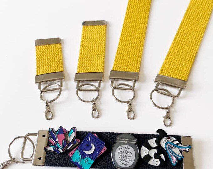 Pin Holder Keychain / Gold Keychain Pin Keeper / Pin Collector Keychain ...