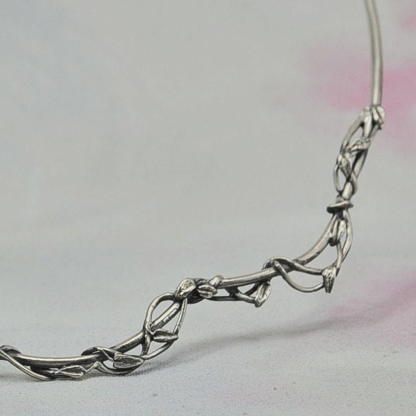 Vine Entwined Neck Wire in Sterling Silver - Etsy