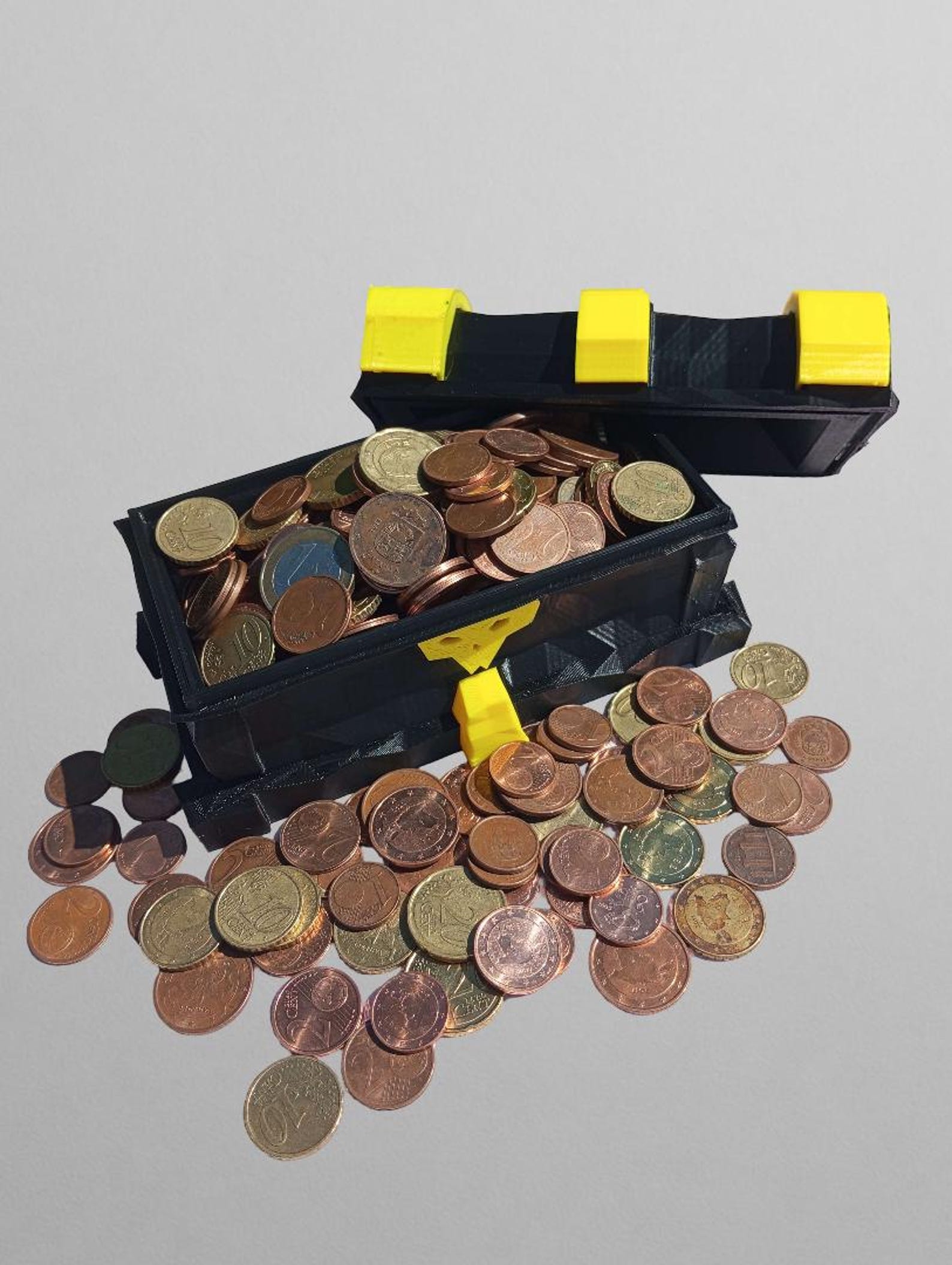 Treasure Chest Piggy Bank – 3D Printed Eco-friendly PLA | Fantasy Coin ...