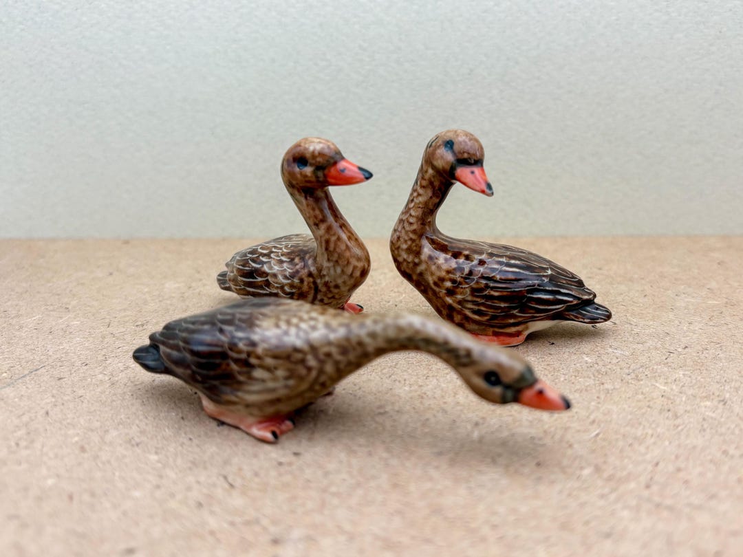 Rustic Ceramic Goose Figurine Set: Handcrafted Farmhouse Decor - Etsy