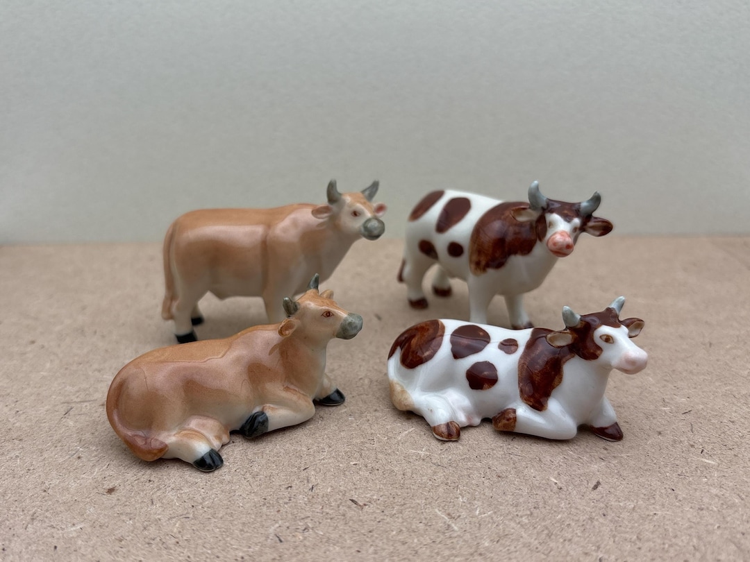 Ceramic Cow Figurines Set: Farmhouse Country Decor - Etsy