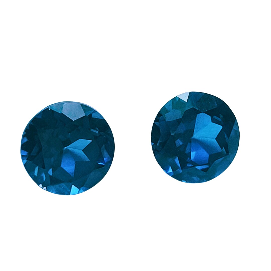 Royal Blue Sapphire: 5mm Round Loupe Clean Gemstone (1.35ct Avg.) - Etsy