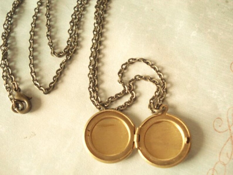 Gold Locket Necklace Round Brass Locket Necklace Gift for Her | Etsy