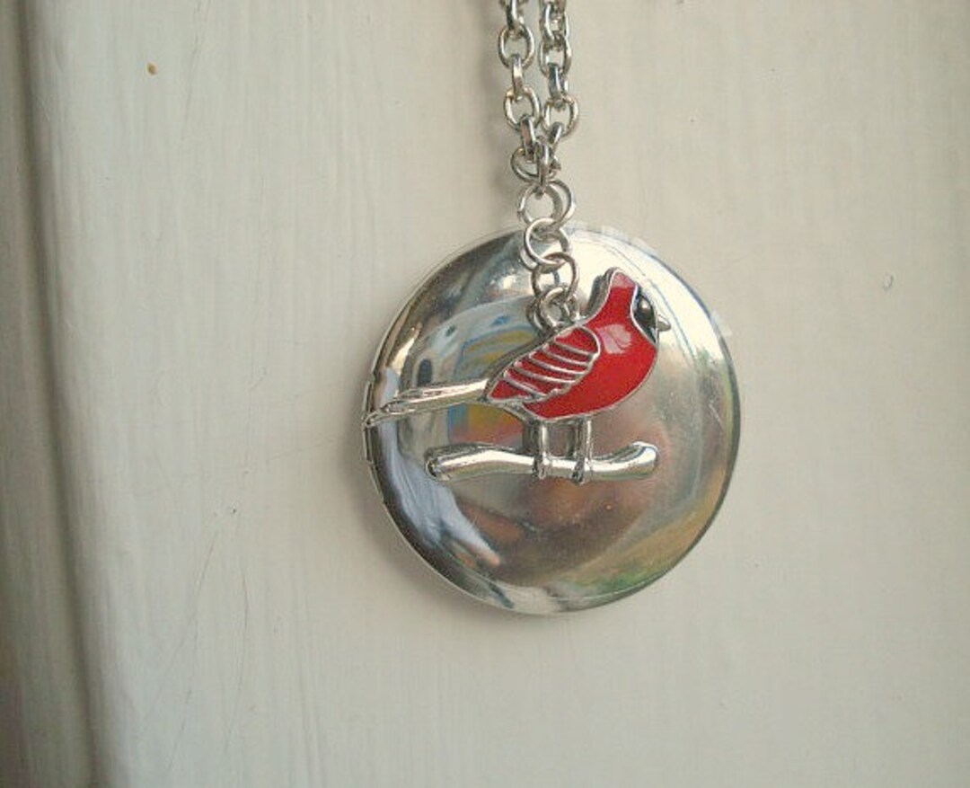 Cardinal Photo Locket Necklace: Red Bird, Silver Plated Chain - Etsy