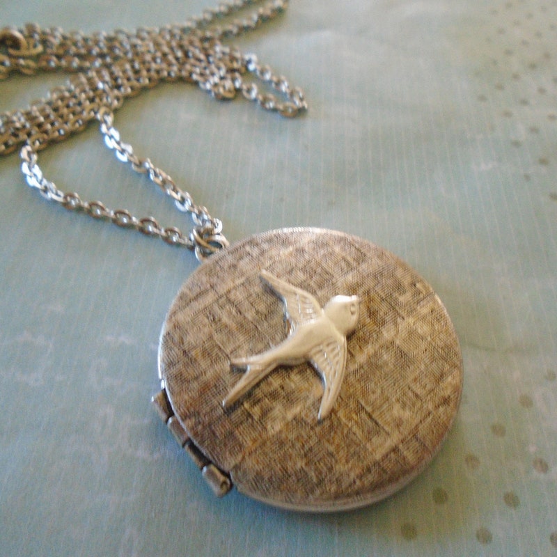 Bird Locket Necklace - Etsy