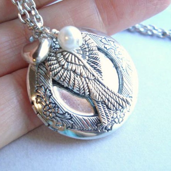 Angel Locket - Etsy