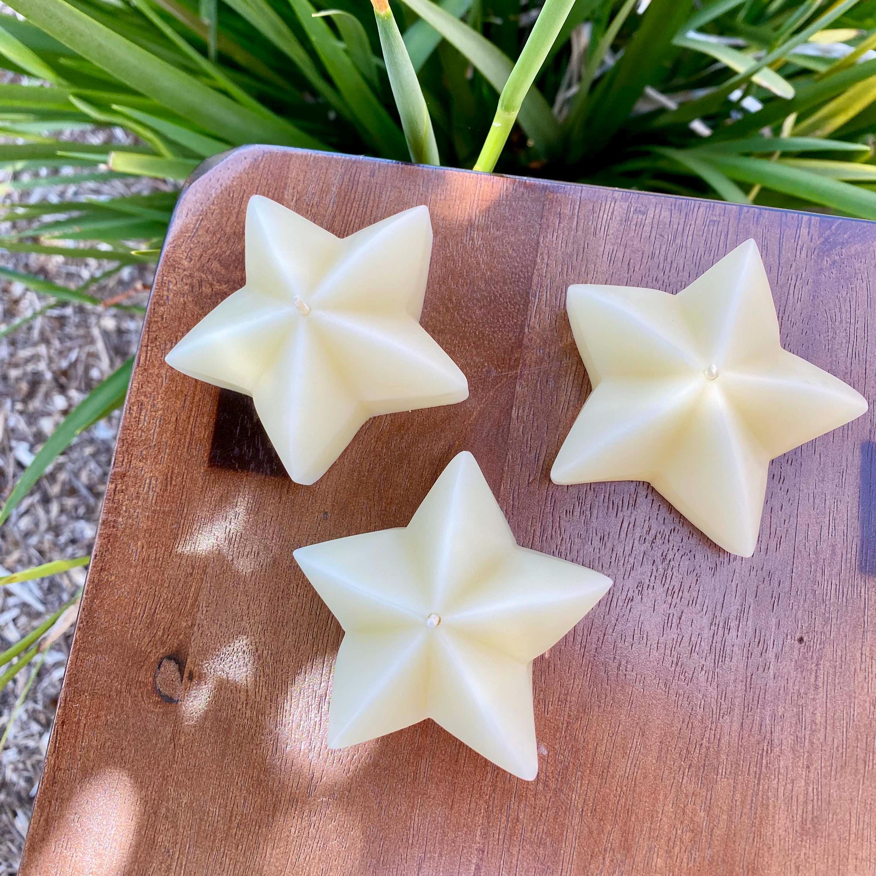 100% Beeswax - Floating Star Candles - Set of 3 in Assorted Colors - Etsy