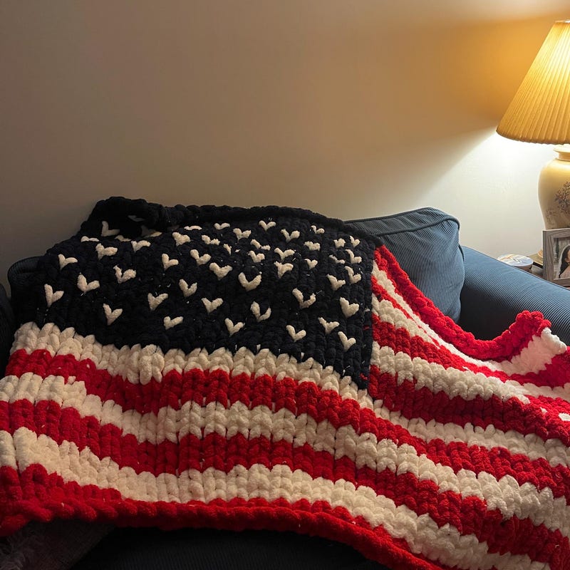 American Flag Yarn Decor - Etsy