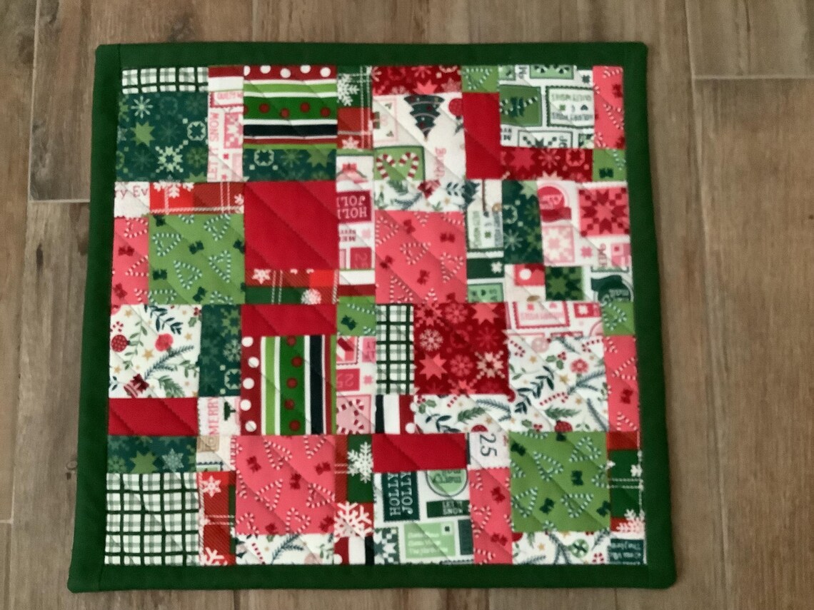 Table Topper / Mini Quilt - Etsy