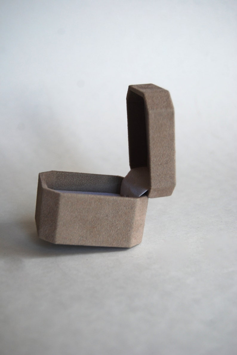 Retro Ring Box - Etsy