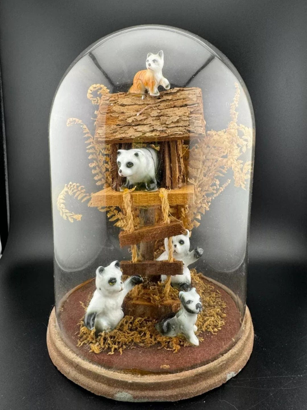 Vintage Kitschy Ceramic Animals in a Treehouse Diorama Terrarium - Etsy