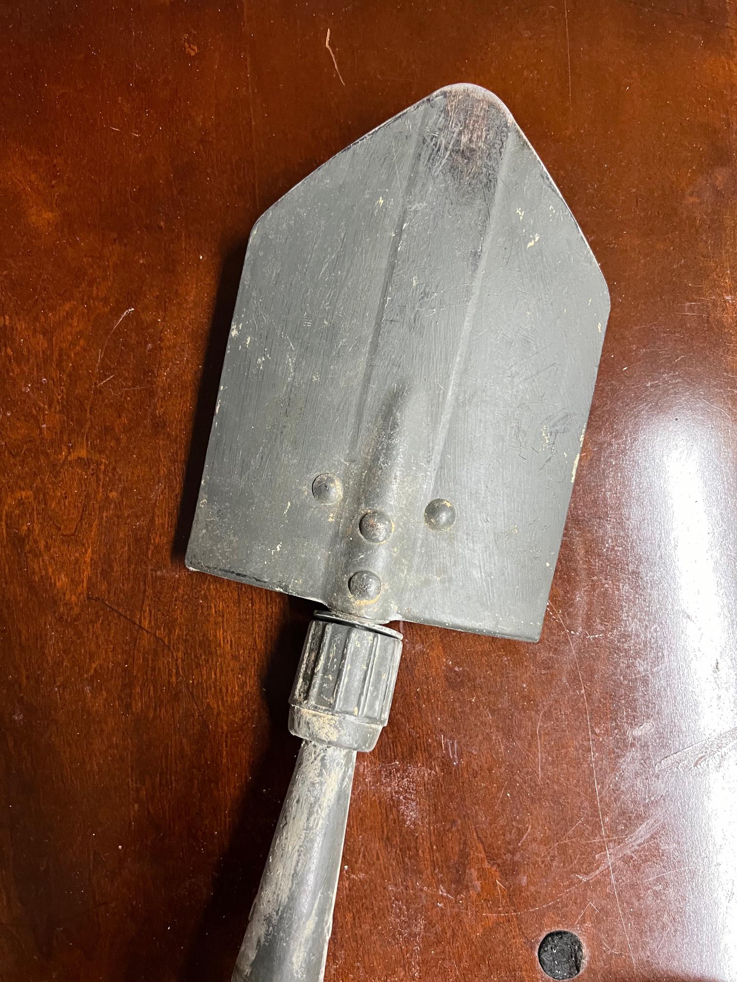 WW2 US Pioneer Shovel; Fold-able Shovel With Cover to Attach to ...