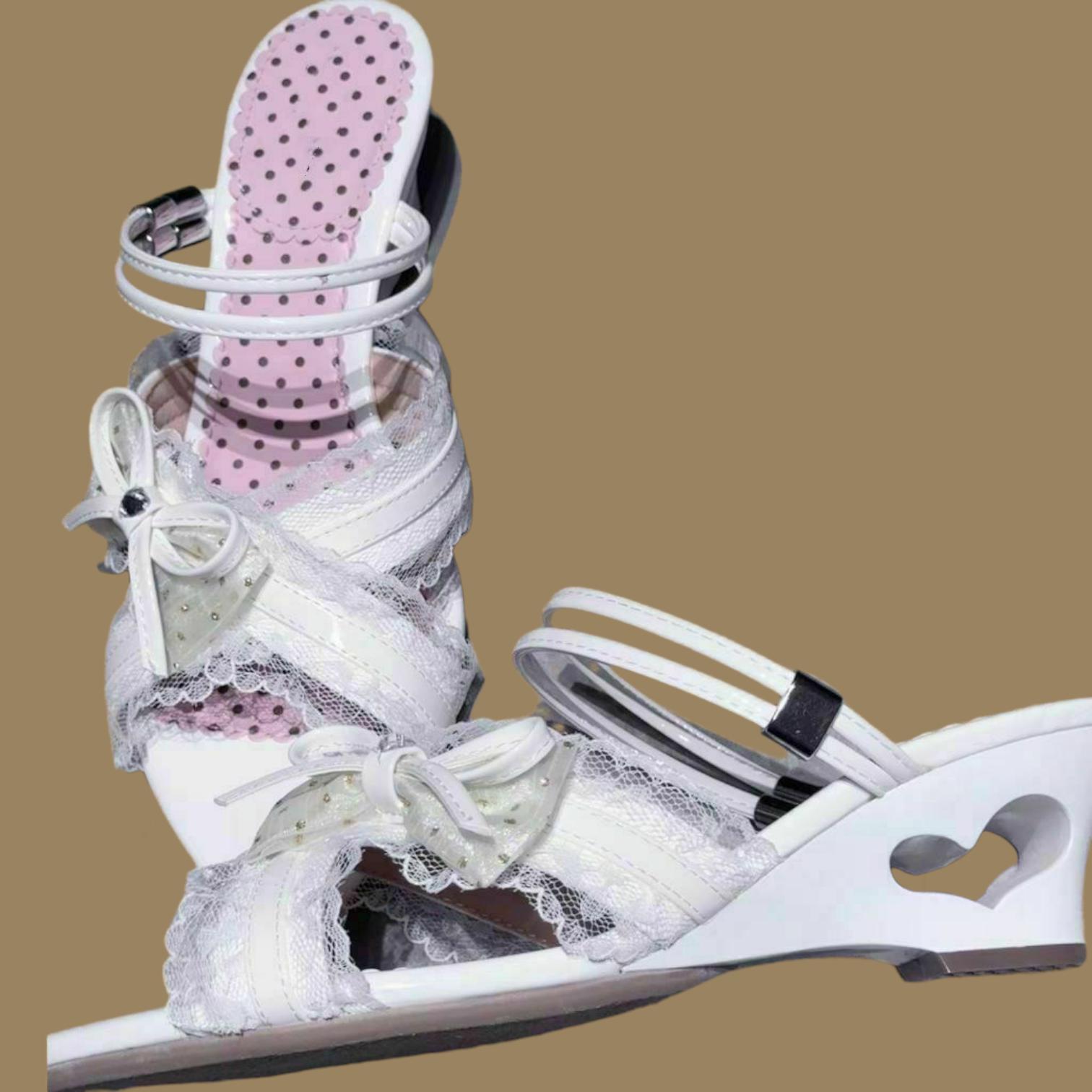 Beautiful Heart Cut Out Feminine White Lace Open Toe Wedge Sandals With ...