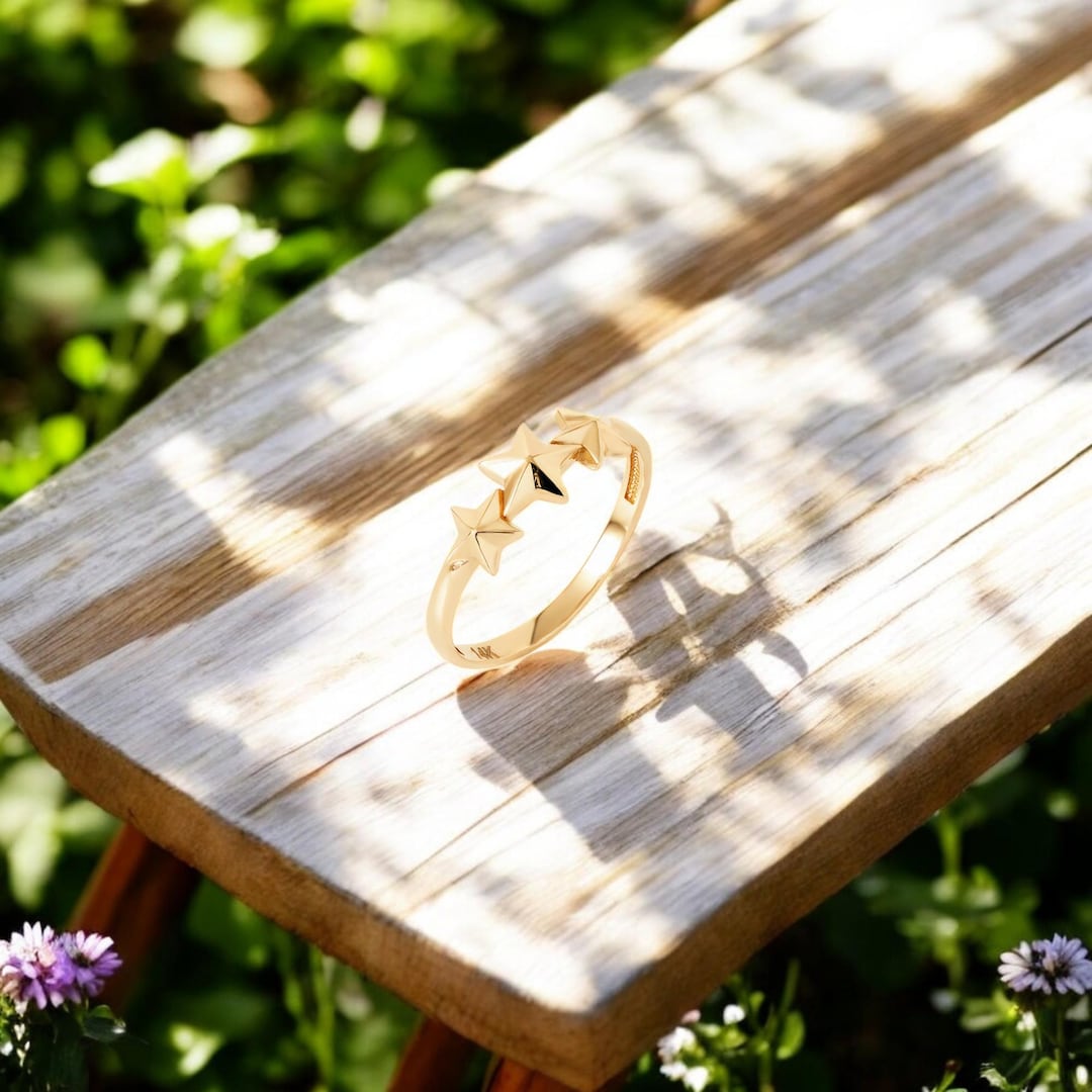 14K Solid Gold Star Band Ring, Minimalist Starfish Jewelry for Women ...