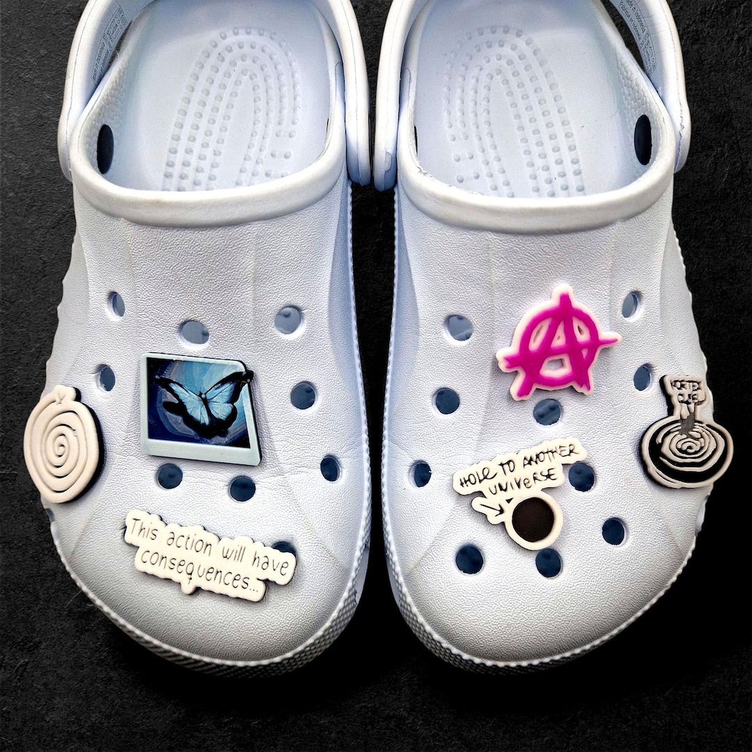 Life is Strange Graffiti Shoe Charms: LIS Cosplay Accessories (set of 3 ...