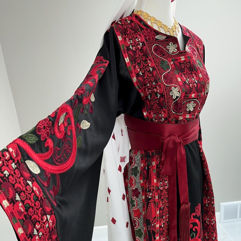 Palestinian Thobe - Etsy