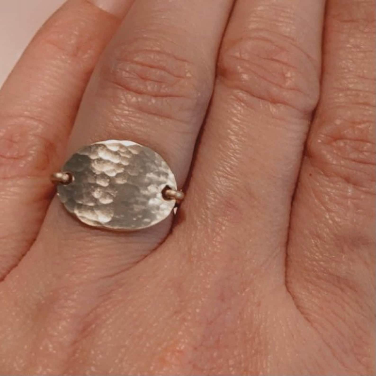 Gold Hammered Oval Disc Ring / Oval Ring / Organic Hammered - Etsy