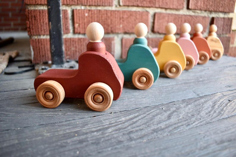 6-pack Handmade Peg Person Trucks / the Truck / Color Matching Activity ...