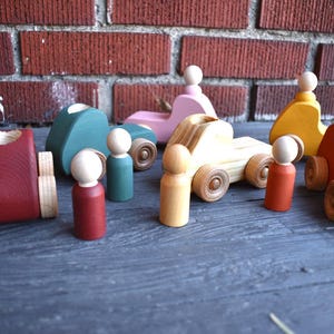 6-pack Handmade Peg Person Trucks / the Truck / Color Matching Activity ...