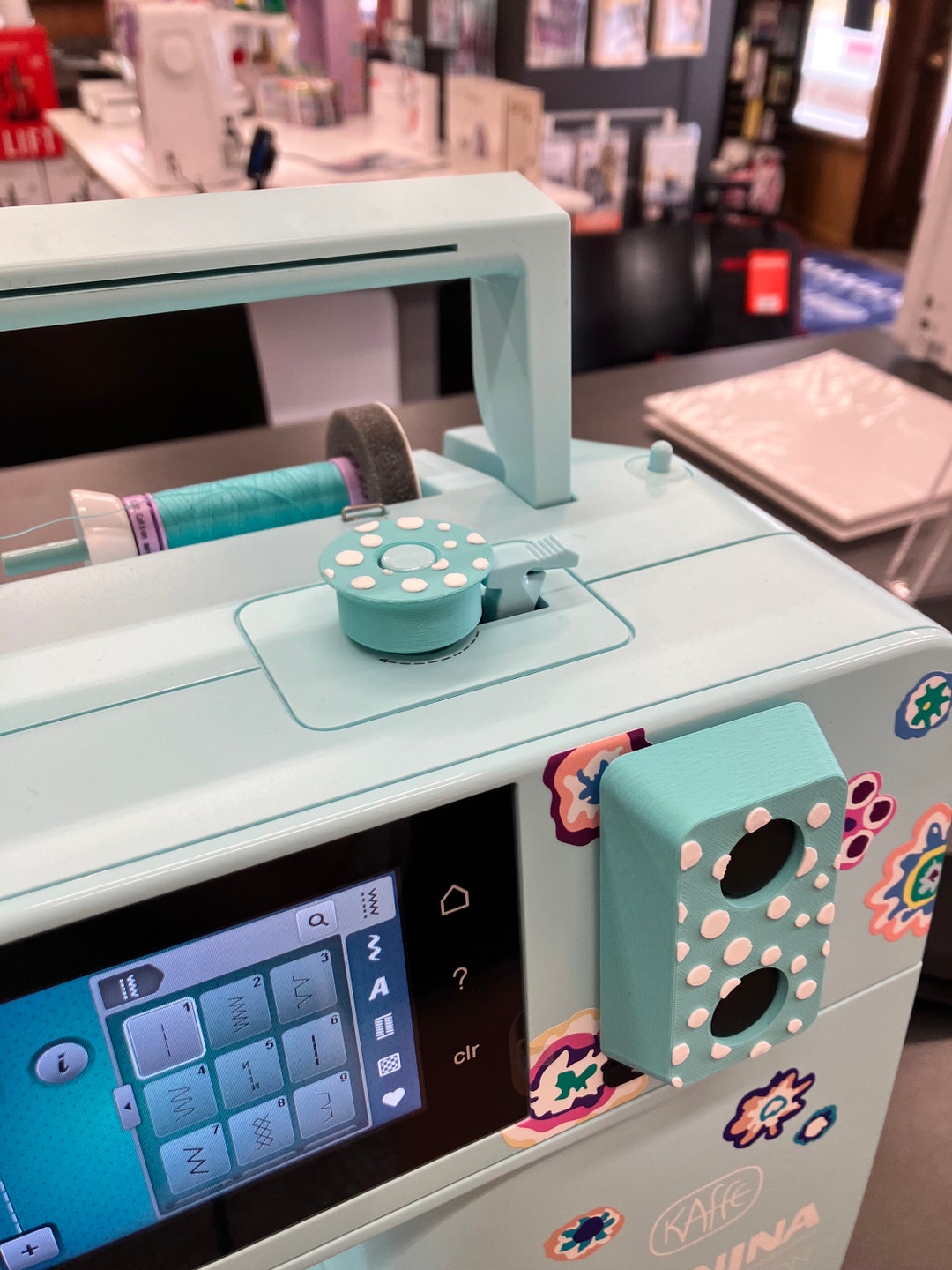 Set: Bernina 475 QE Kaffe Bernina Knob Guard Small Knob Protector ...