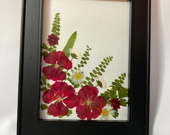 Pressed Flower Frame, Real Dried Flowers, Hanging Wall Decor, Handmade Flower Frame - Etsy