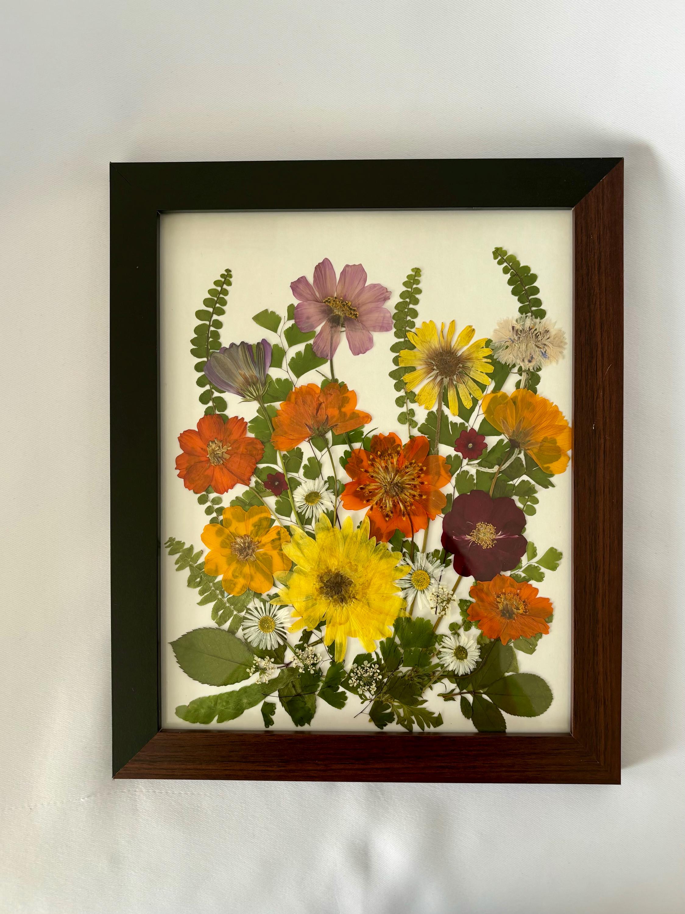 Pressed Flower Frame, Real Dried Flowers, Hanging Wall Décor, Handmade ...