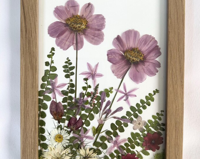 Pressed Flower Frame, Real Dried Flowers, Hanging Wall Decor, Handmade Flower Frame - Etsy